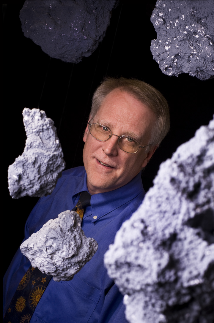 Astronomer Richard Binzel retires from MIT after 33 years - MIT EAPS